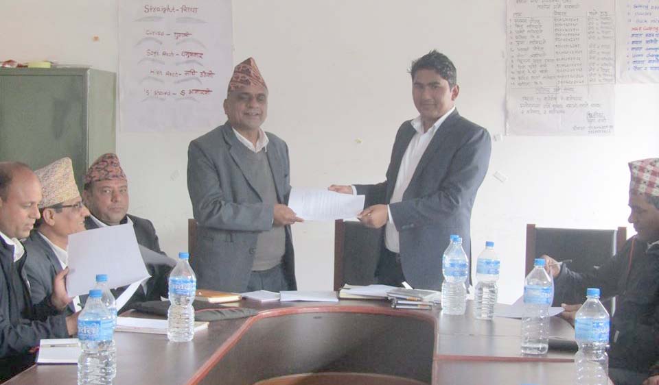 मोदीमा कर्मचारी वीच कार्यसम्पादन सम्झौता, वैशाख भित्रै योजनाको काम सक्न ...